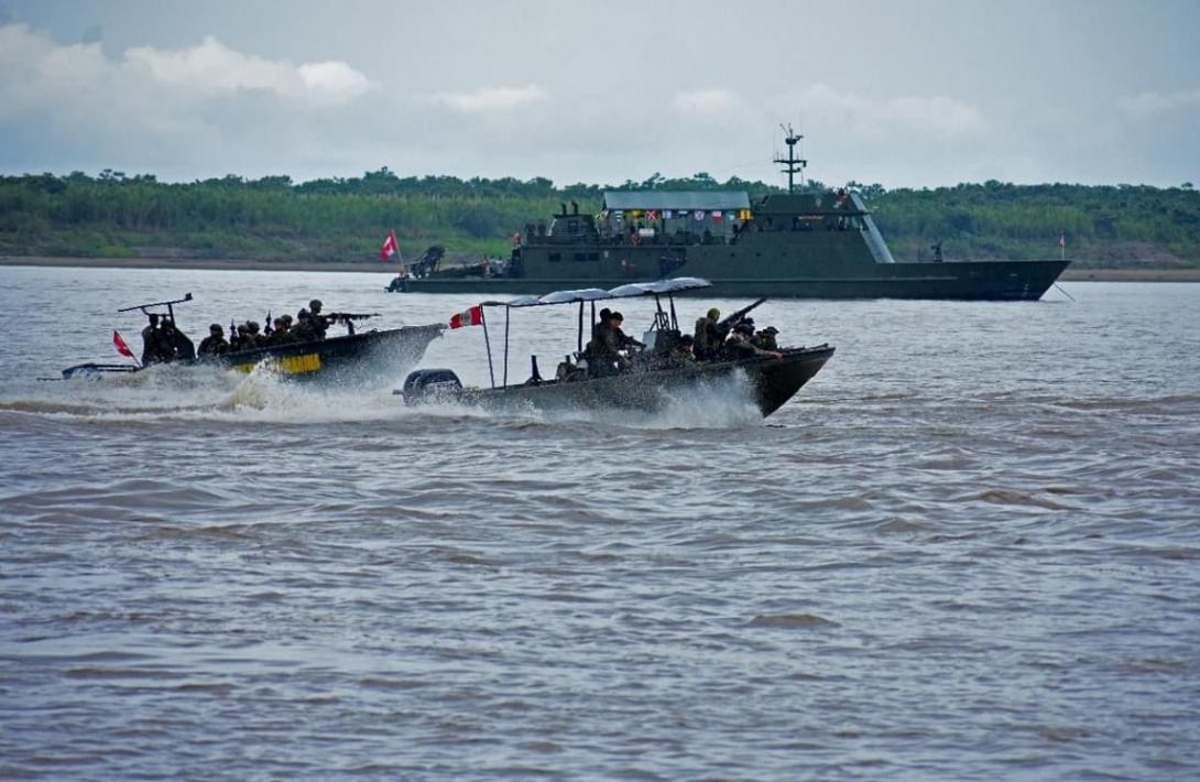 Fuerzas Militares de Colombia y Perú se unieron para combatir la minería ilegal y el ...