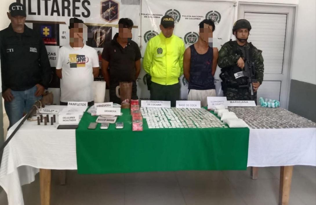 Ejército, Policía y Fiscalía capturan a tres presuntos integrantes del ... Ejército, Policía y Fiscalía capturan a tres presuntos integrantes del ...